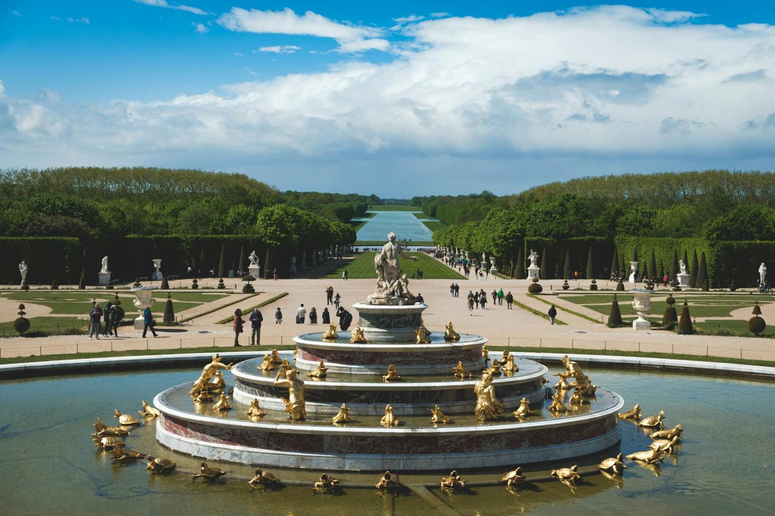 The Palace of Versailles History: How a Hunting Lodge Became a Symbol ...