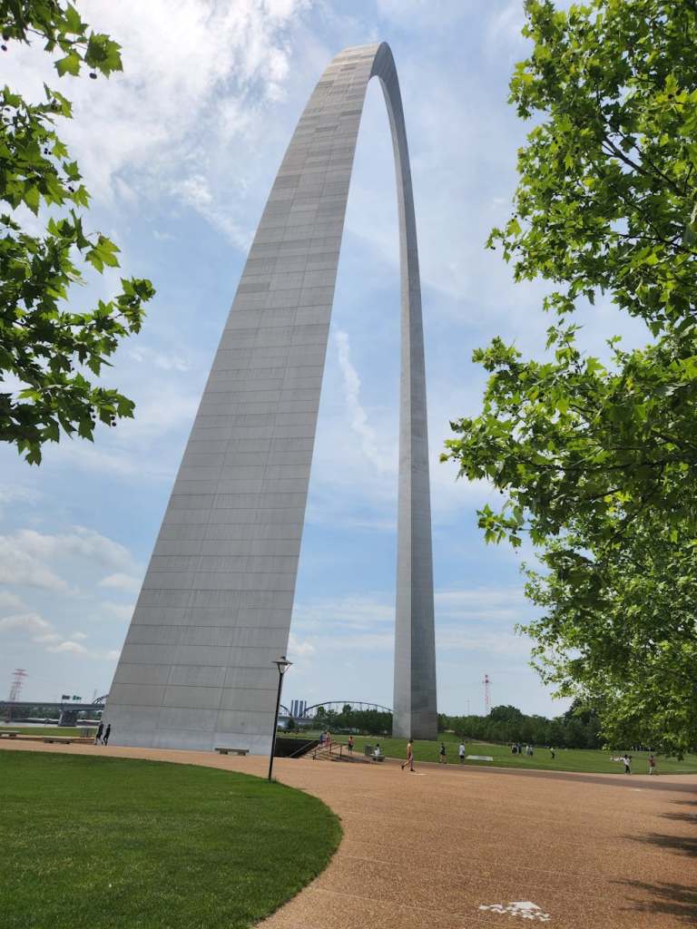 Gateway Arch History: America's Monument to Westward Expansion - World History