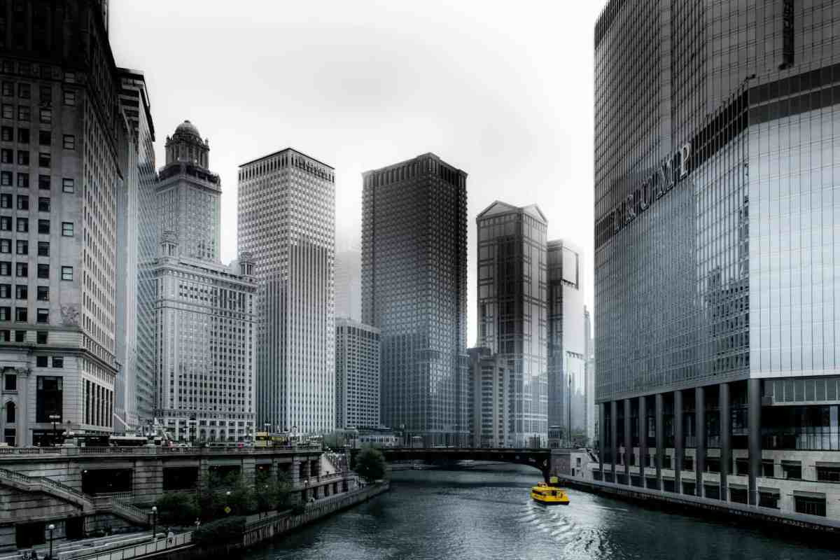 Tracing the Legacy: The History of Chicago - World History Journal